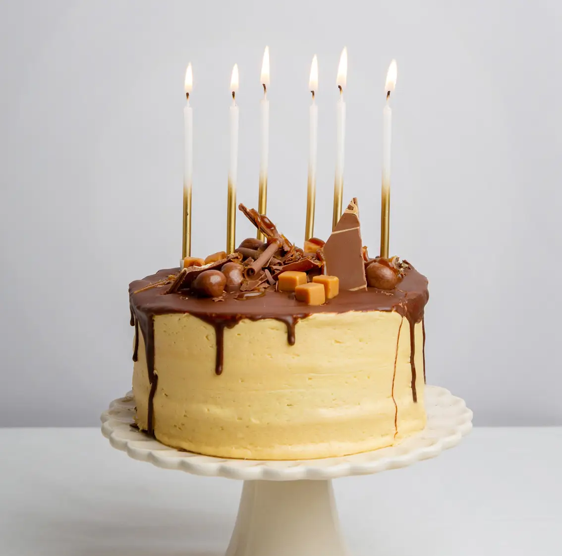 White & Gold Birthday Candles - 16 Packp – Butter Baker